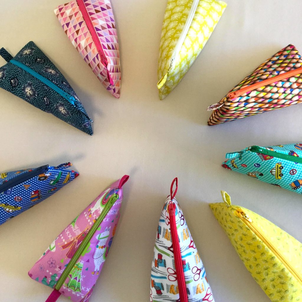 Green Check Triangular Pencil Case – Chain Bay Sewcraft