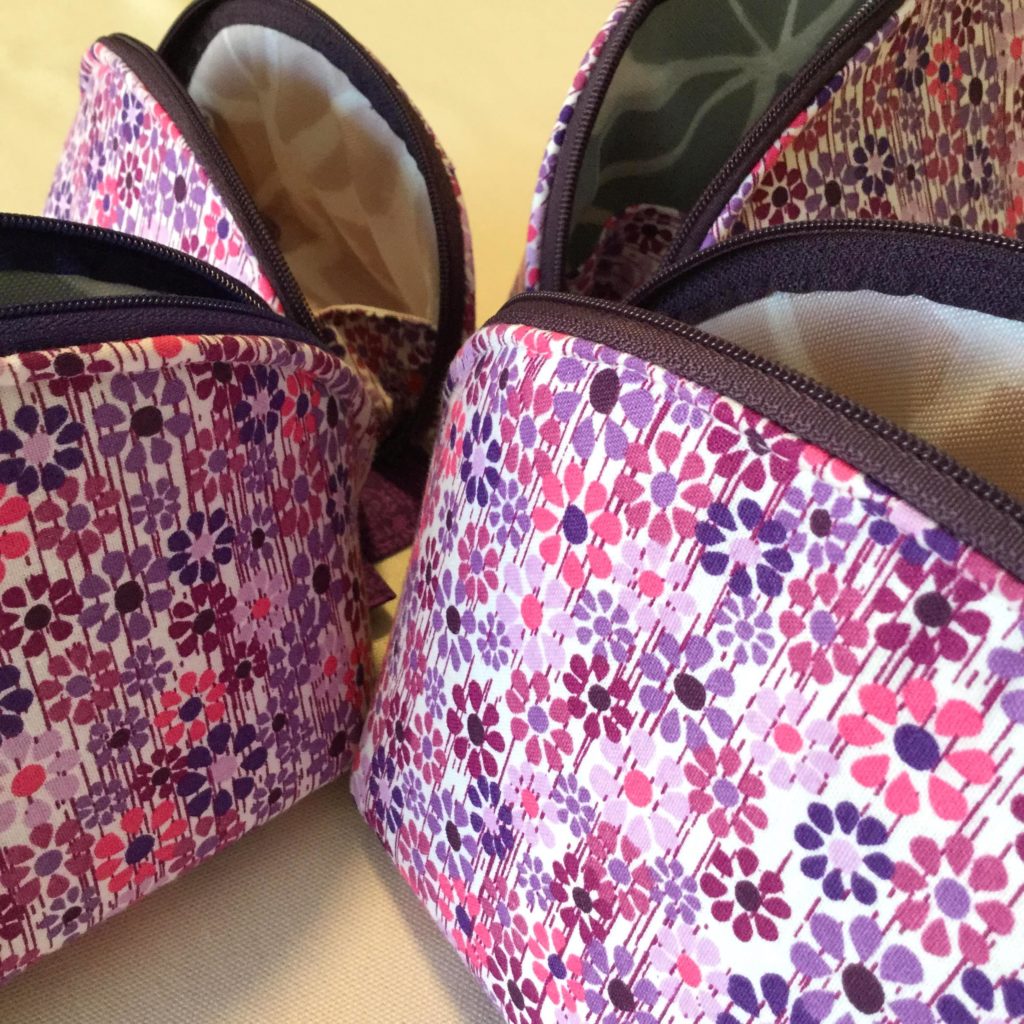 Clam Shell Pouches – Summer Floral – Chain Bay Sewcraft